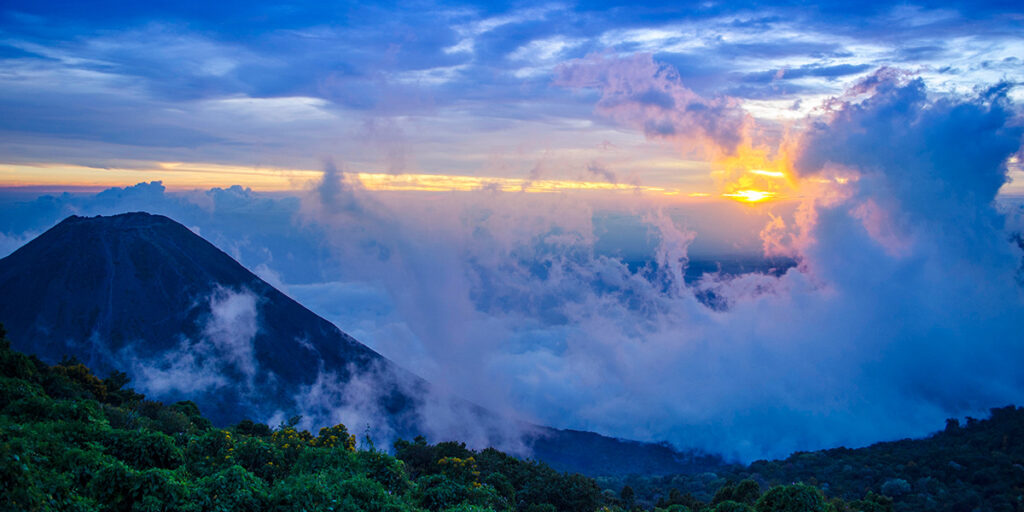 Parque Nacional Cerro Verde, El Salvador - Pateperro